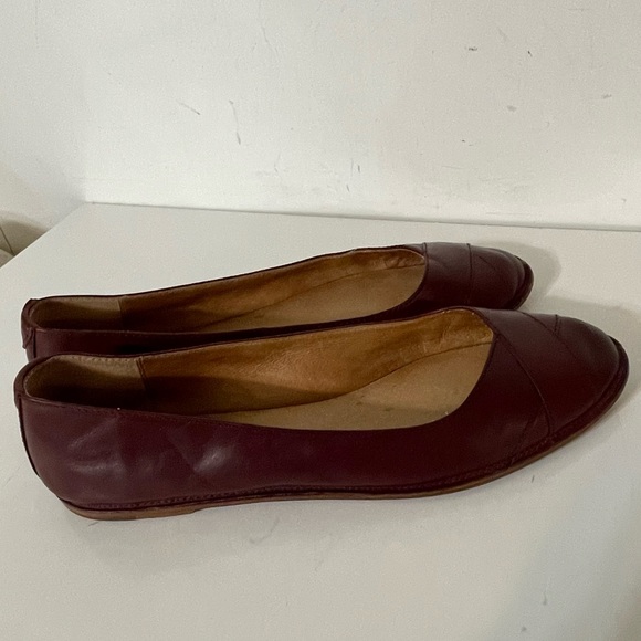 Frye | Shoes | Frye Flats | Poshmark